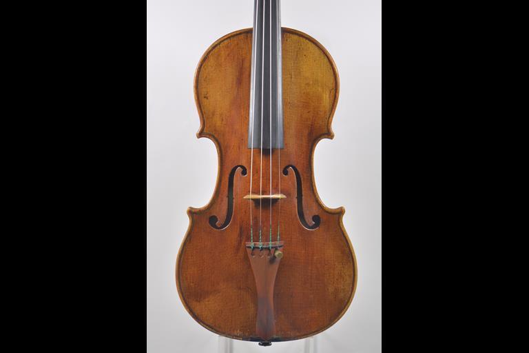 The Strad - ‘This Voller violin has a big sound’: Piatti Quartet ...